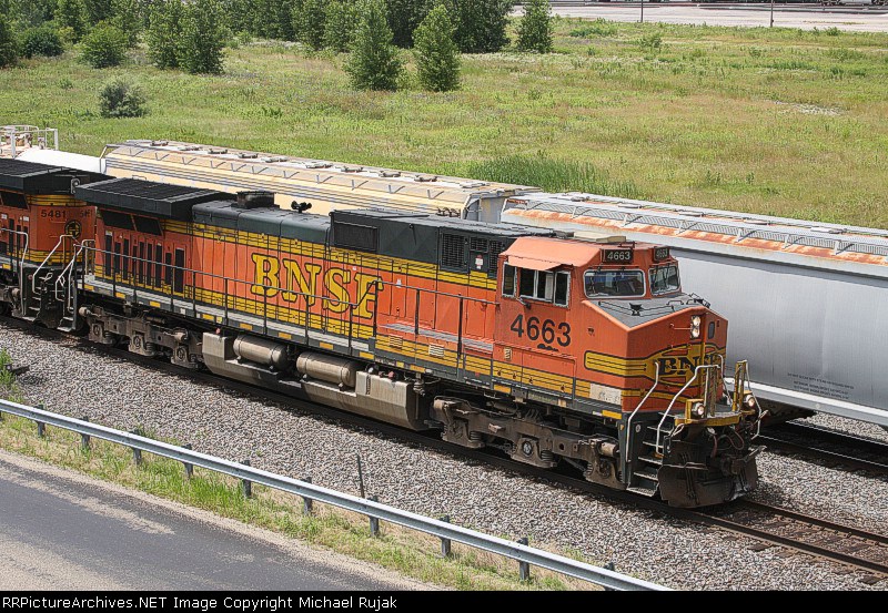 BNSF 4663